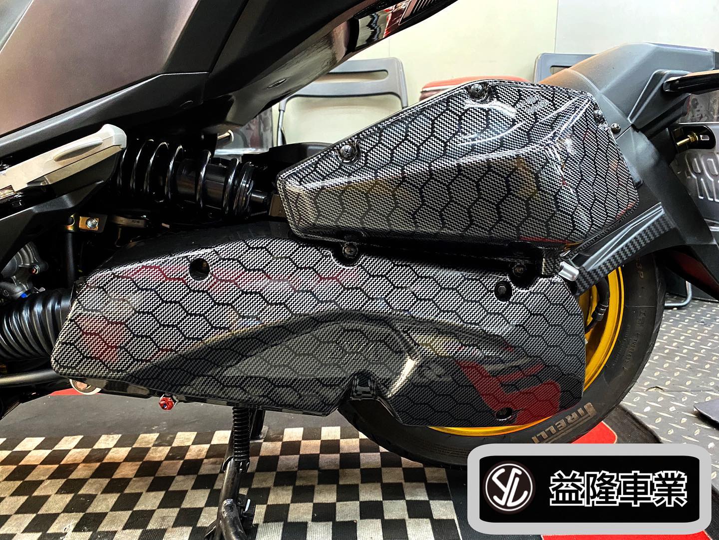 SYM MMBCU 黑曼巴 水轉印 蜂窩|-益隆車業網路購物平台-商品介紹